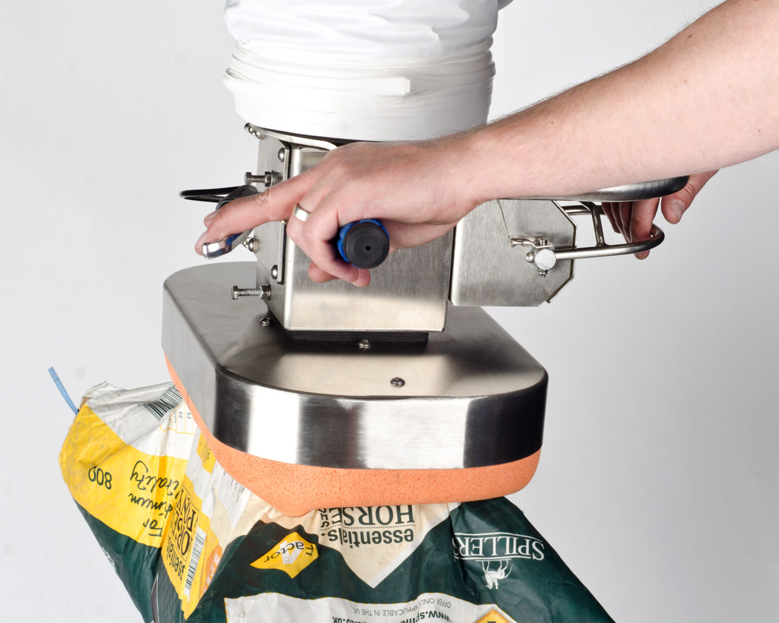 Vacuum Lifter Load Tests for Efficiency and Safety | Palamatic