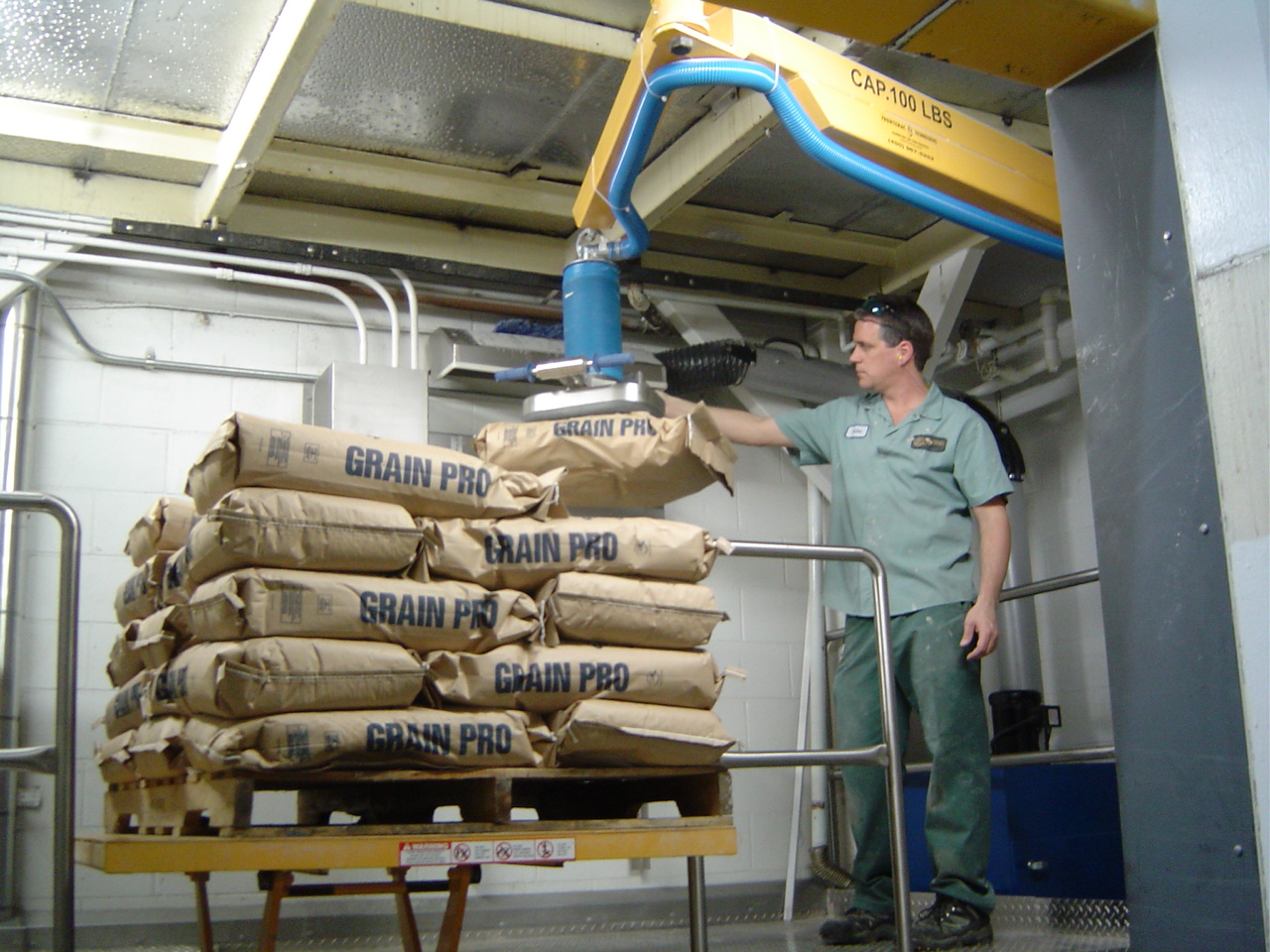 Vacuum Lifter Load Tests for Efficiency and Safety | Palamatic