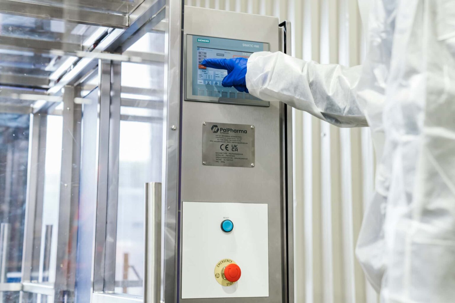Cleanroom Material Handling: Contamination Control Strategies | Palamatic